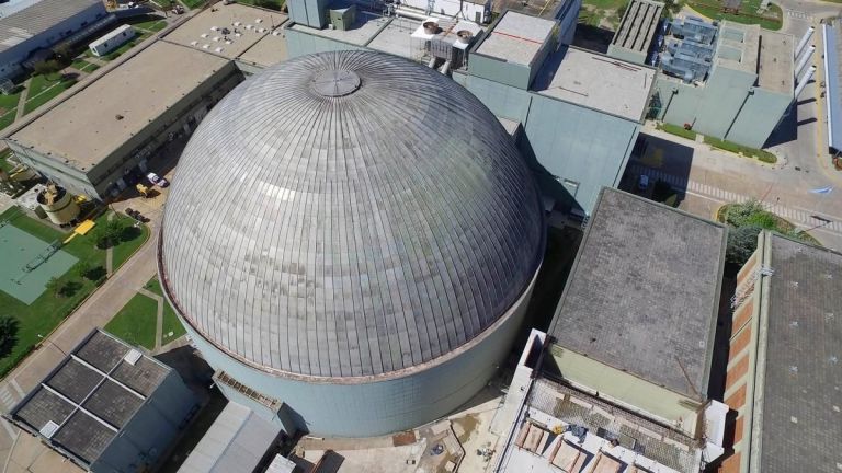Atucha I, la primera central nuclear de la región, cumple 50 años y ...