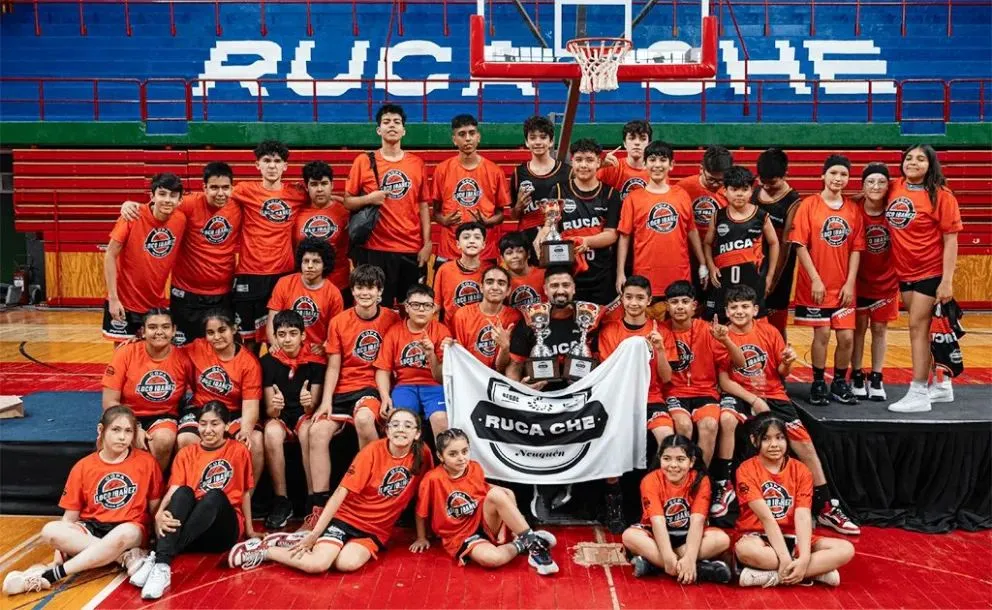 El Ruca Che cumple 30 años y lo festeja a puro básquet | Neuquén Al ...