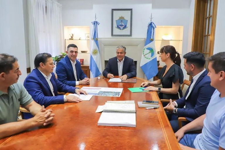 Chos Malal ampliará su red cloacal | Neuquén Al Instante | Periodismo ...